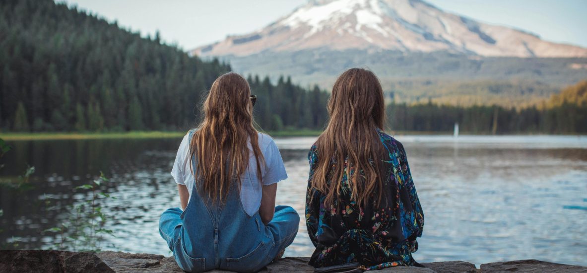 100+ Words to Describe a Friend: Improving Your Writing - Achieve Learning